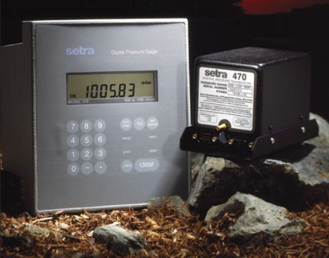 Absolutes Manometer - 370 - SETRA - mit LCD-Display / elektronisch / RS-232