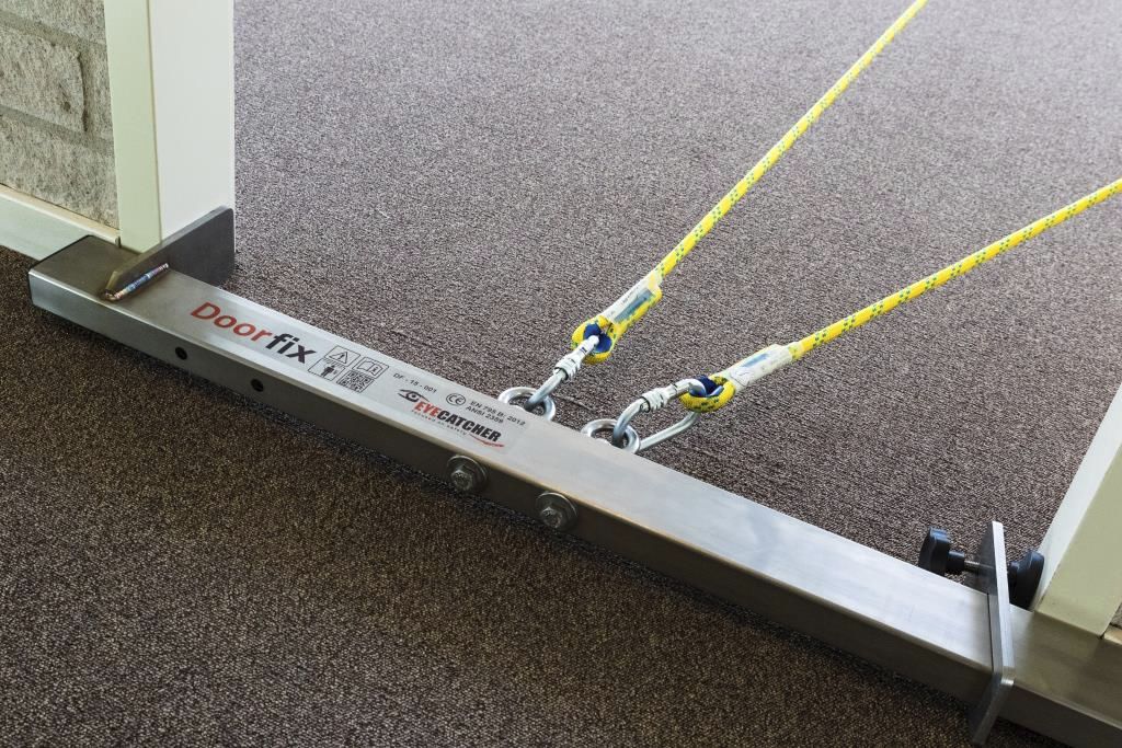 Edelstahl-Fallschutzanker - DOORFIX - Eyecatcher BV
