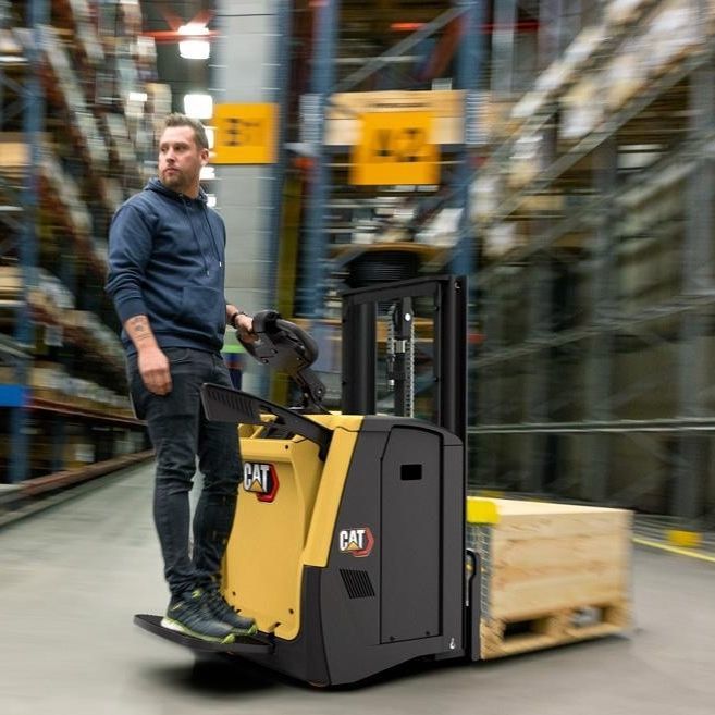 Elektrischer Hubwagen - NP series - Cat Lift Trucks - tragend / 24 V ...