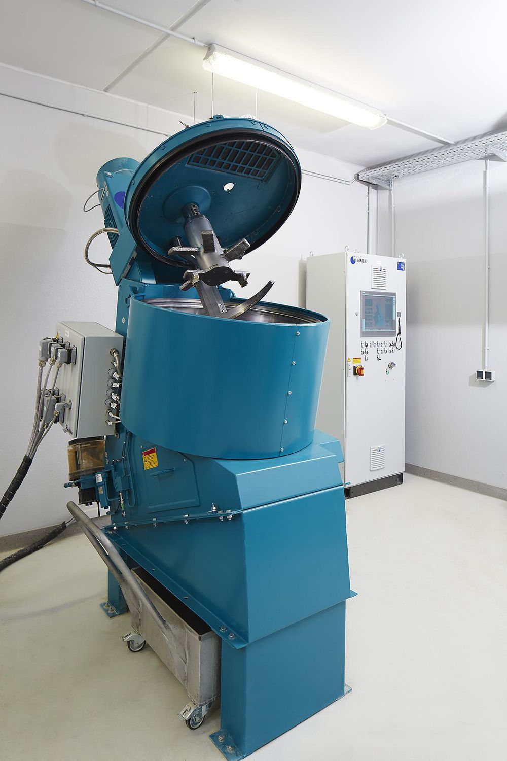 Dynamischer Mischer - R08 - Eirich Industrial Ltda - Batch / vertikal