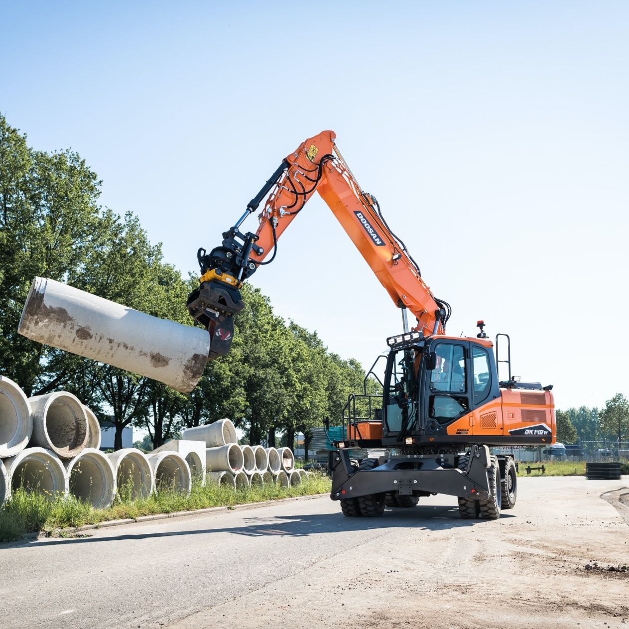 Minibagger - DX140W-7 - DAEWOO Construction Equipment Division - Rad ...