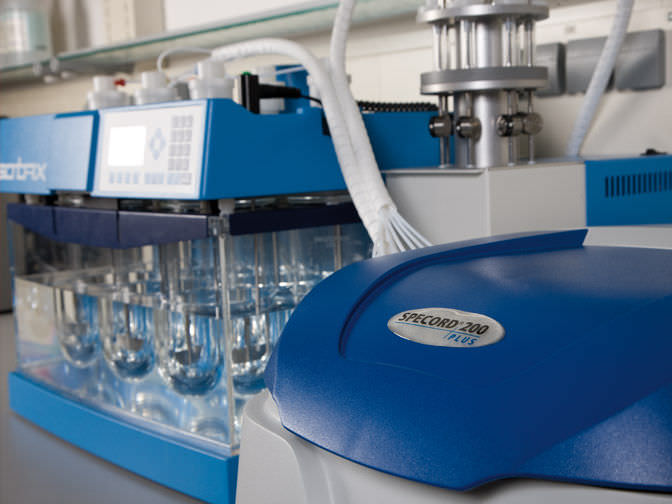 UV-Vis-Spektralphotometer - SPECORD 200/210 PLUS - Analytik Jena GmbH ...