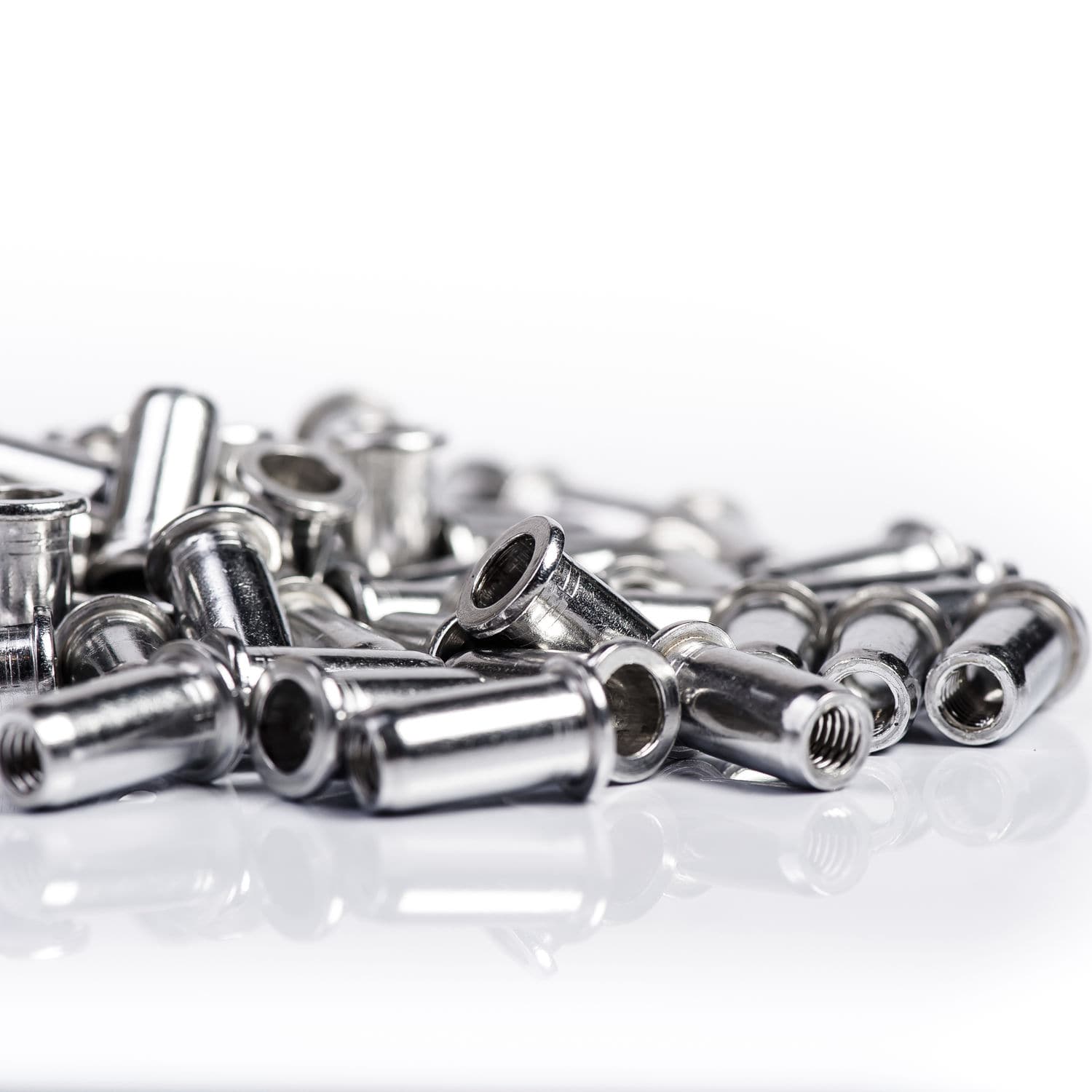 Blindniet Mutter - SFS Group Germany GmbH - Stahl / Flachkopf / Gewinde