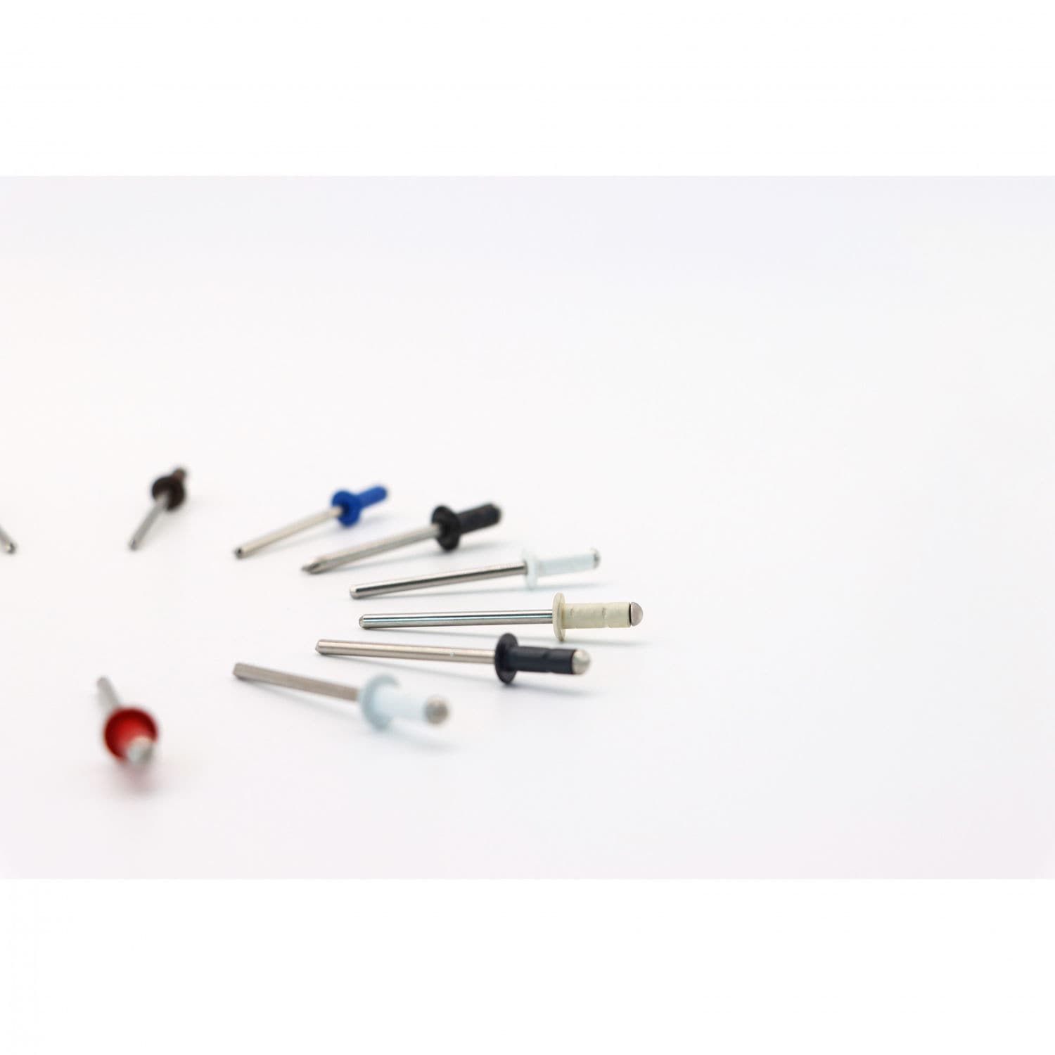 Farbige Niete - PolyGrip® - SFS Group Germany GmbH - Blind / Linsen