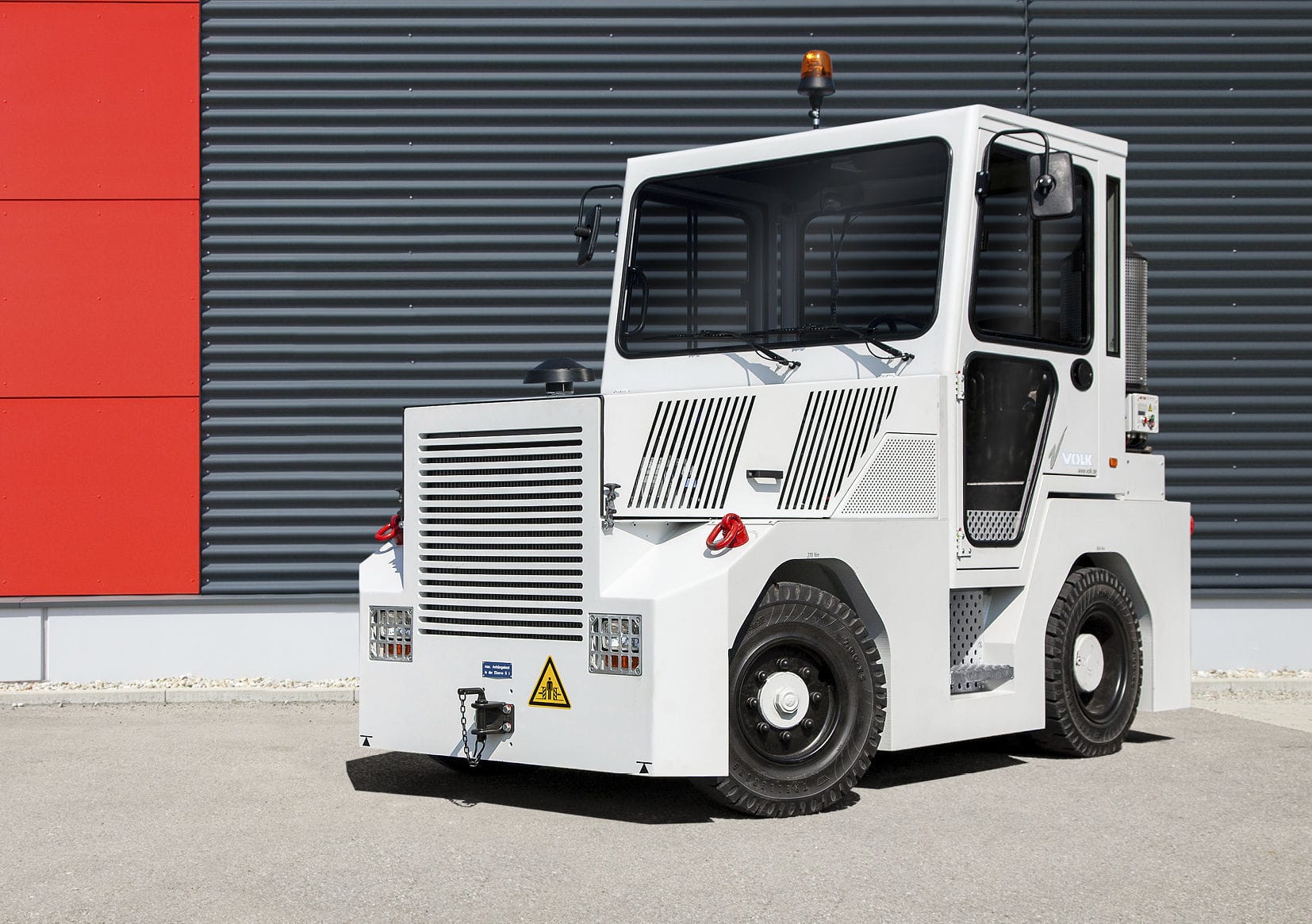 Dieselschlepper - DFZ 80 H - Volk Fahrzeugbau GmbH - 4 Räder / Sitz ...