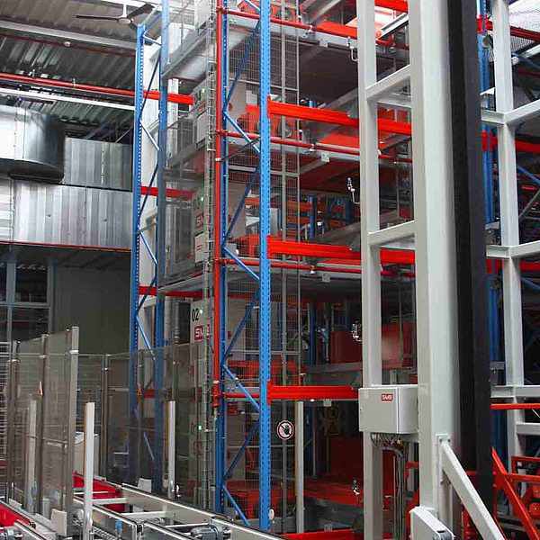 Kompakter Shuttle-Lagersystem - SMB International GmbH