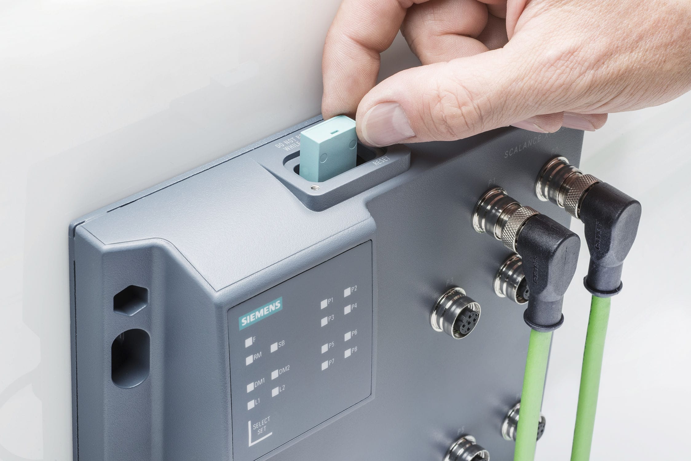 Ethernet-Switch / managed - SCALANCE XP208 - Siemens Industrial ...