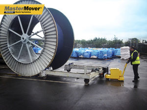 Elektrischer Lastschieber/-zieher - max. 6 000 kg | MT600 - MasterMover ...