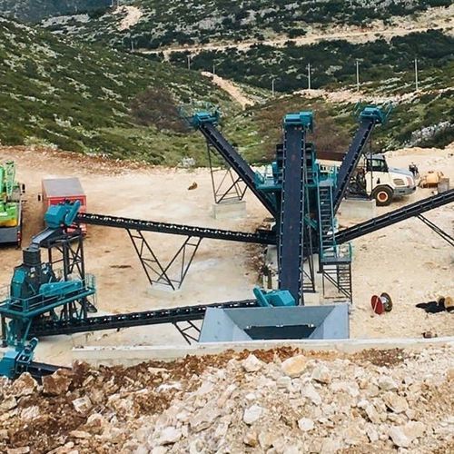 Stationärer Brecher - CONSTMACH Concrete Plants & Crushers - hohe ...