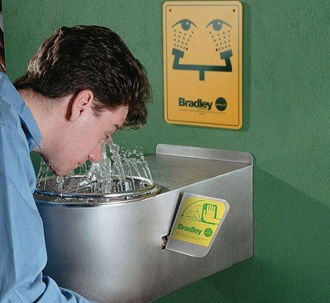 Wandmontierte Augendusche - S19-220BF - Bradley