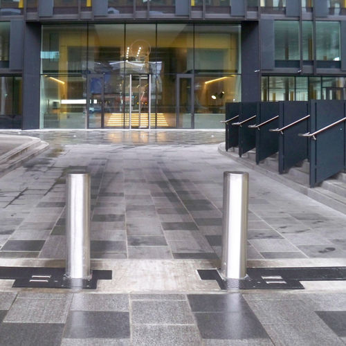 Automatischer versenkbarer Poller - TERRA Quantum - FRONTIER PITTS ...