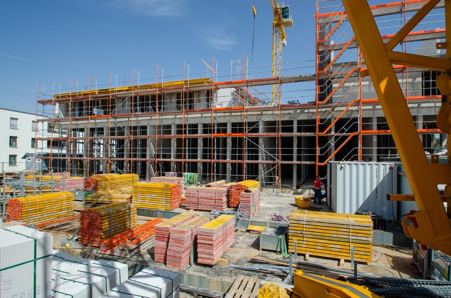Beton, die dominierende Komponente der Markthalle im Riedpark von Lauchringen - Kreuzbühlstraße ...